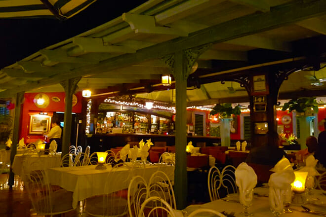 Evitas &mdash; Ocho R&iacute;os