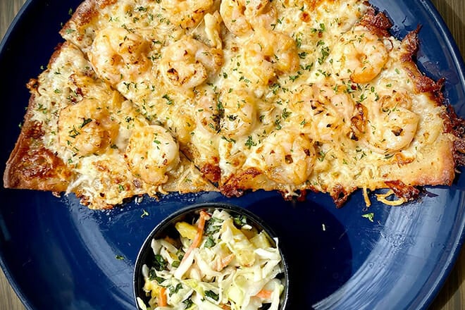 FINS Seafood & Dive Bar