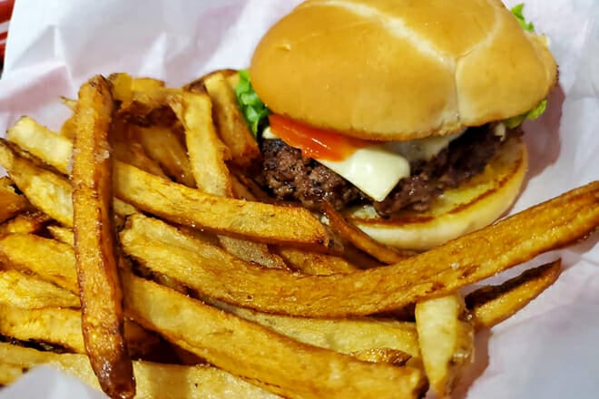 Flying Burger & Seafood