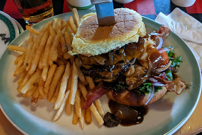 hilo burger joint