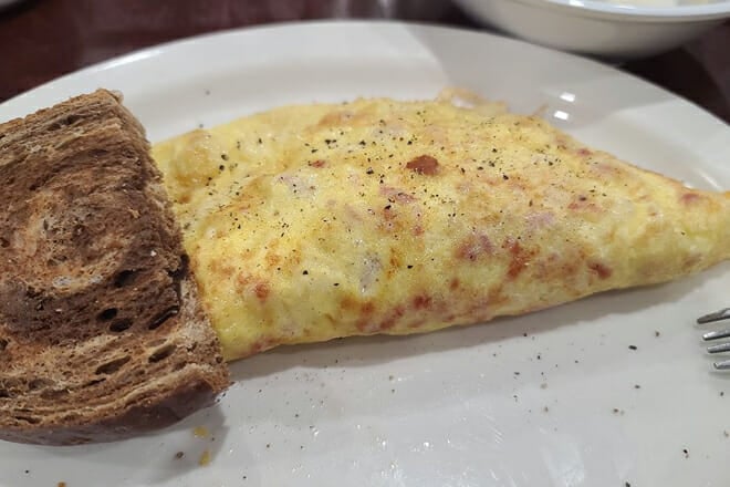 house of omelets restaurant