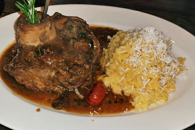 Incontro Italian Cuisine Steakhouse