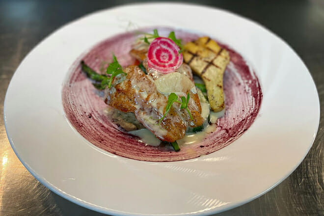 le yaca french restaurant