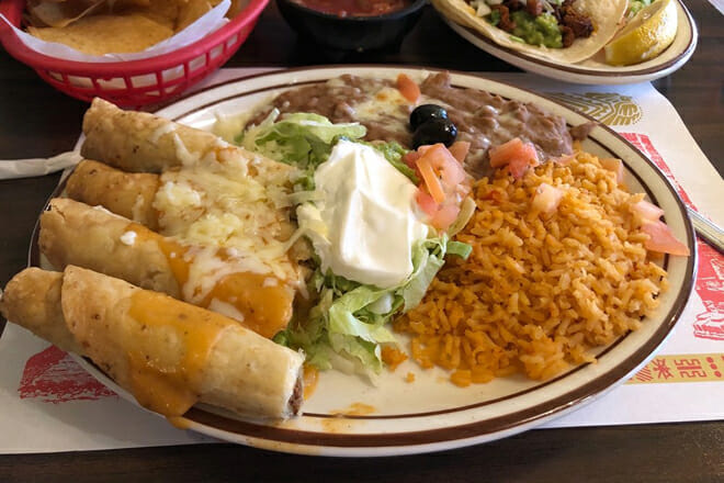 los lupes restaurant