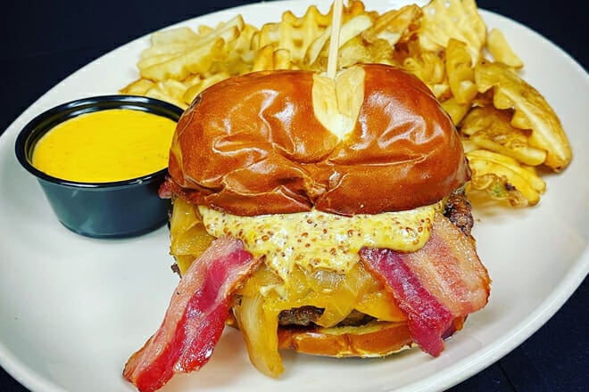 Malone's Bar & Grill