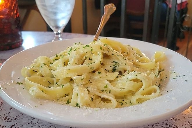 Mama Carolla's Old Italian