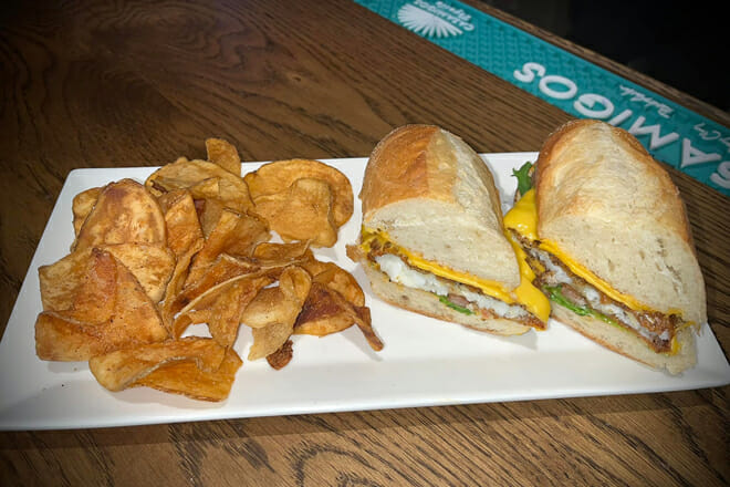 Mulligans Sports Bar & Casino