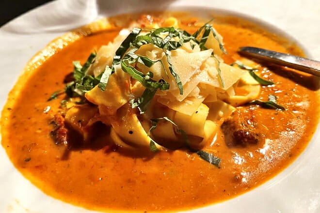 Over the Moon Caf&eacute;