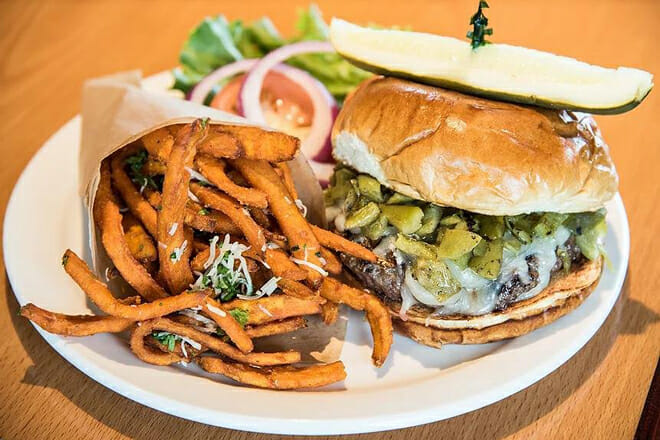 pajarito brewpub and grill