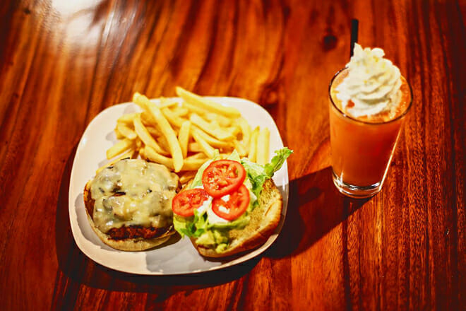 Peace Arch City Cafe & Bar