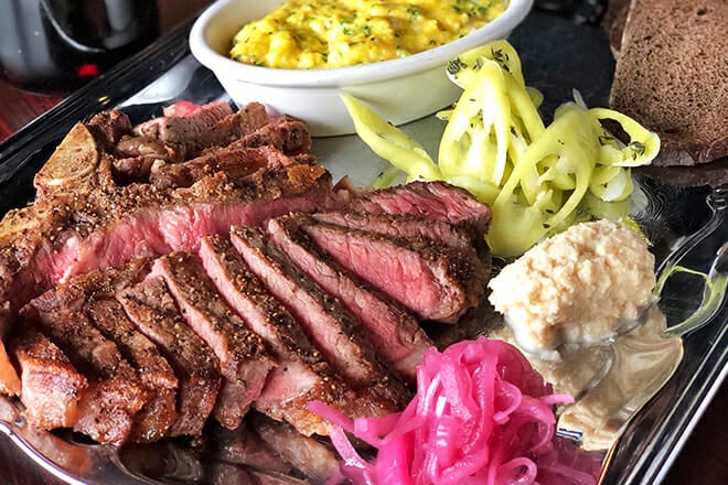 Porco Lounge & Tiki Room