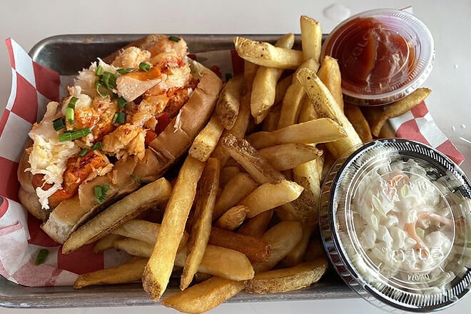 Red's Lobster Pot Restaurant