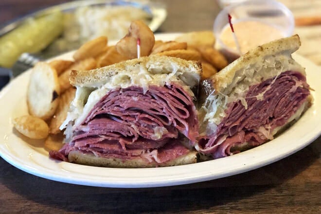 Sherman&rsquo;s Deli & Bakery