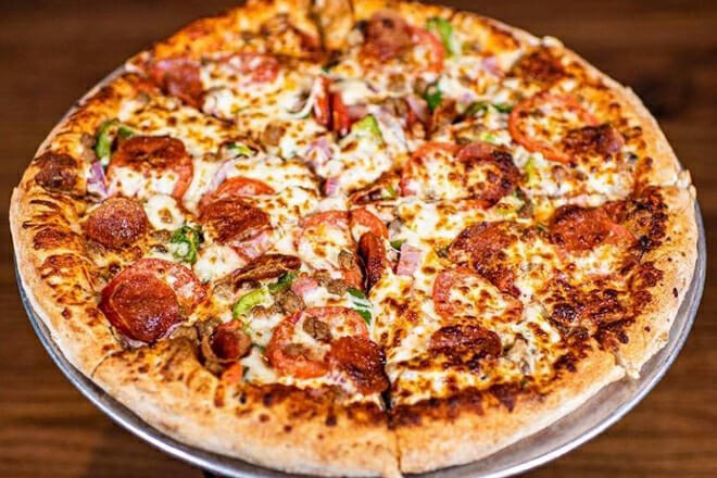 shorebreak pizza and taphouse