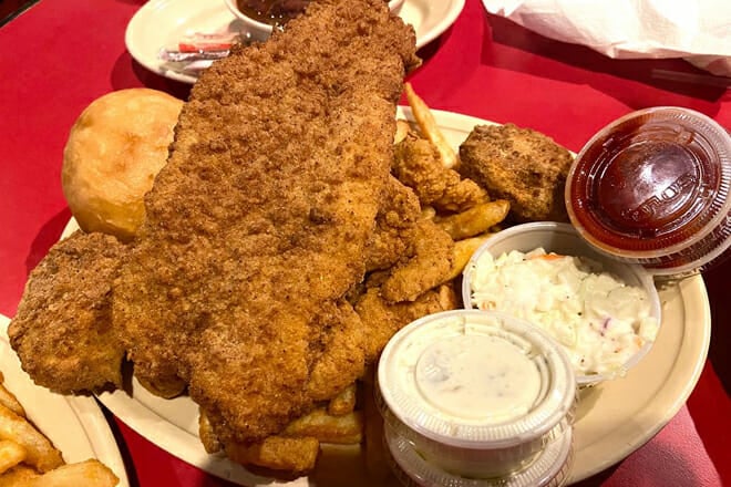 Steamboat Bill&rsquo;s