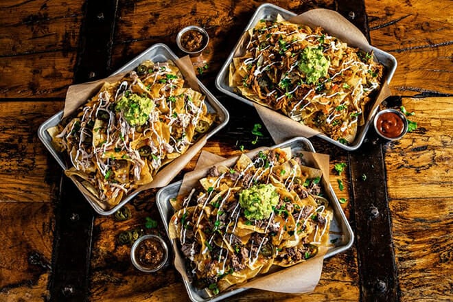 twin peaks restaurants