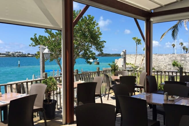 Wahoo&rsquo;s Bistro & Patio