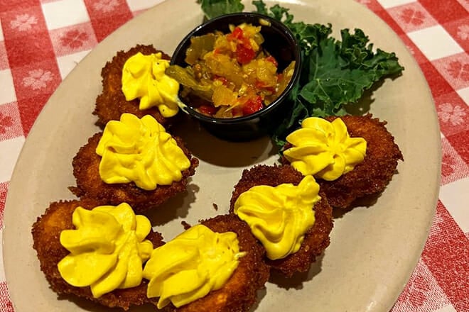 Bennett's Pit Bar-B-Que (Also Known As Bennett&rsquo;s BBQ)