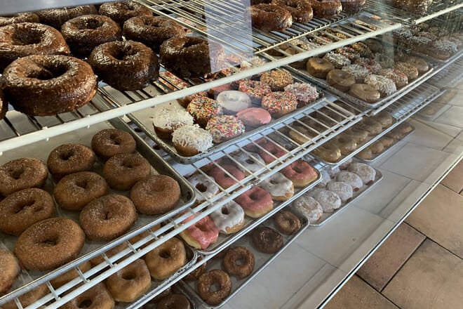 Bosa Donuts and Burritos