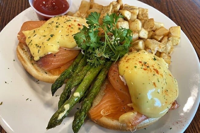 Chef's Corner Cafe Bakery