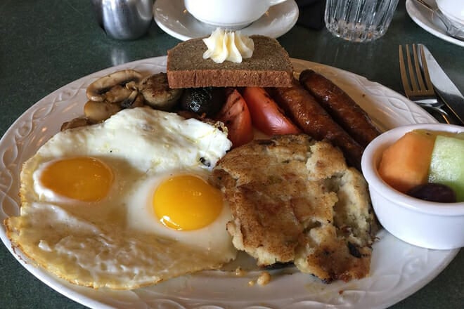 county clare pub and restaurant