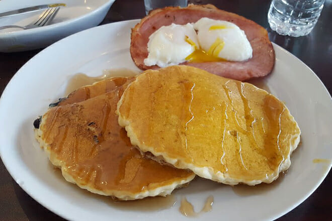 Cozy's Cafe Overland Park Kansas