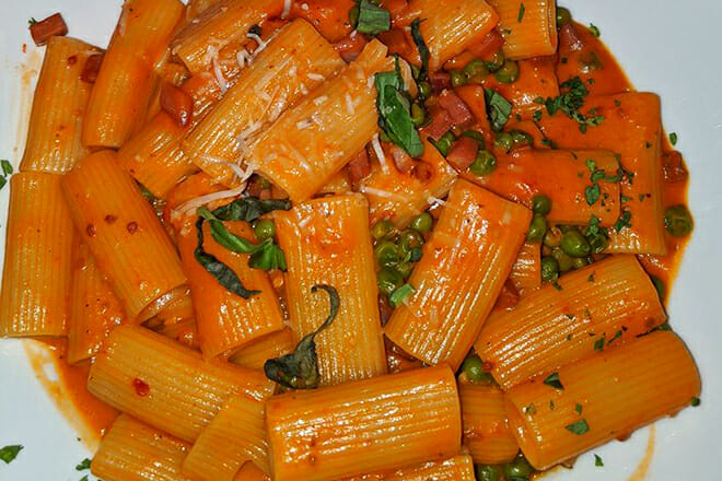 Italian American Club