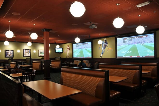 John's Incredible Pizza