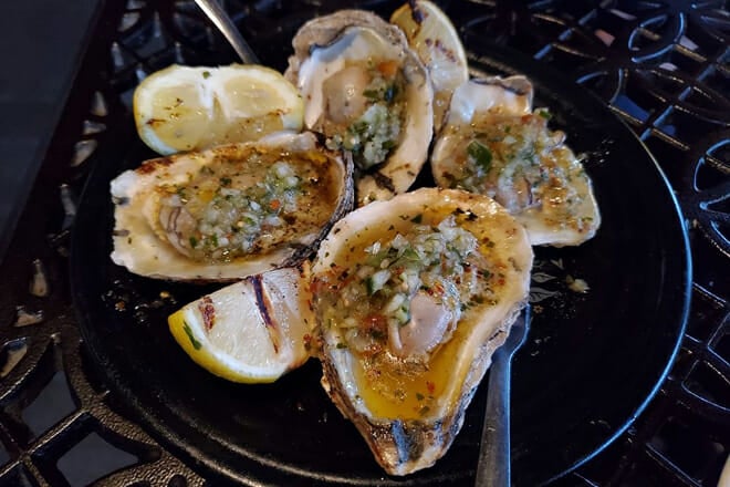 la dama mexican kitchen and bar