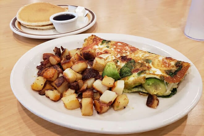 Manny&rsquo;s Cafeteria & Delicatessen