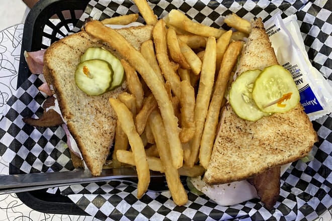 Mel's Diner (Also Known As Mel&rsquo;s Classic Diner)