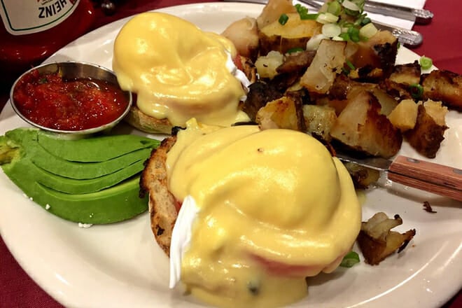 Mesa Caf&eacute; & Bar