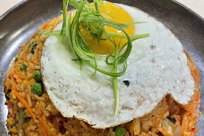 Pau Hana Bar &mdash; Pearl City