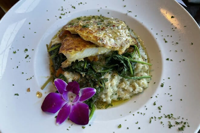 reflect bistro inside cambria suites hotel