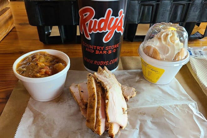 Rudy&rsquo;s Country Store and Bar-B-Q