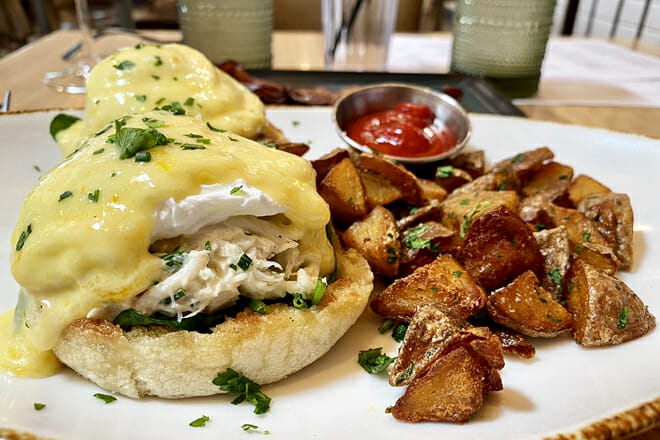 Salt Wood Kitchen and Oysterette