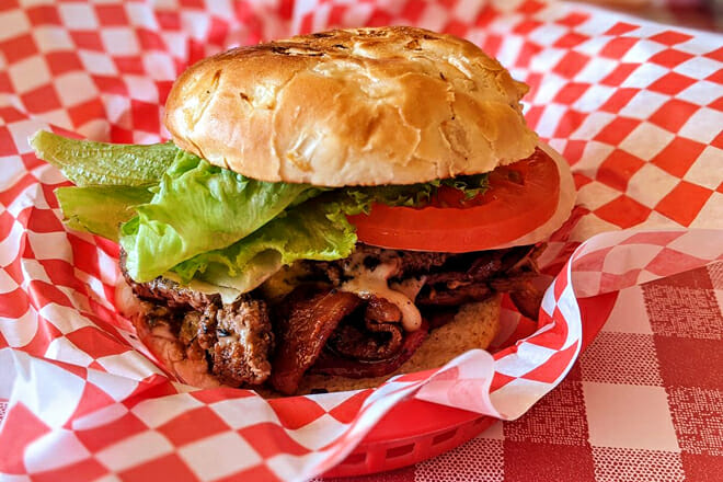 St. John's Bar & Grill