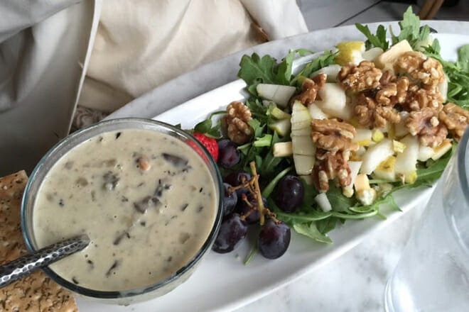 the garden room cafe at shoogie boogies