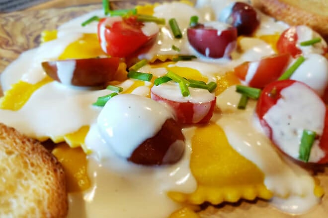 The Queens Head Wine Pub