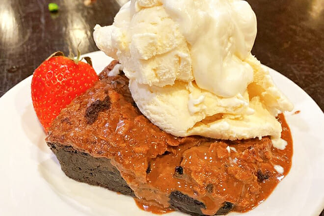 The Side Street Inn &mdash; Honolulu