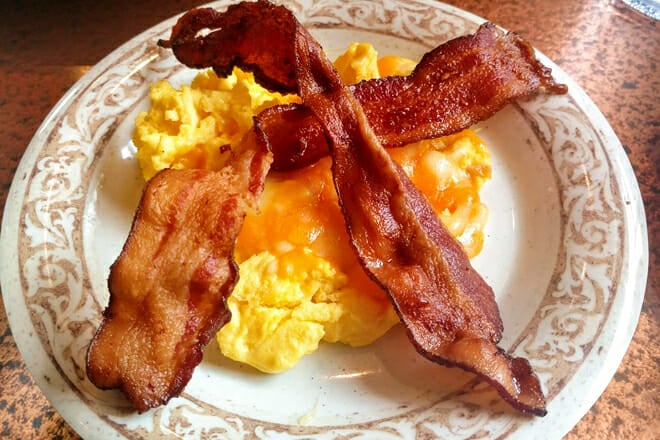 Another Broken Egg Cafe