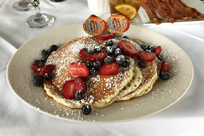 Bungalow Restaurant & Lounge