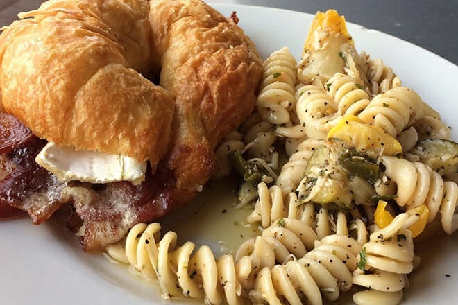 Gourmet Shop Caf&eacute;