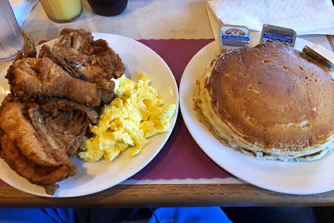 Kissin' Cuzzins Neighborhood