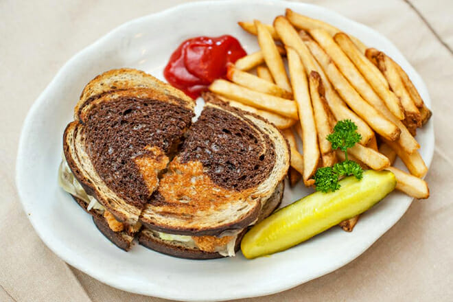 Marshland Restaurants and Bakeries