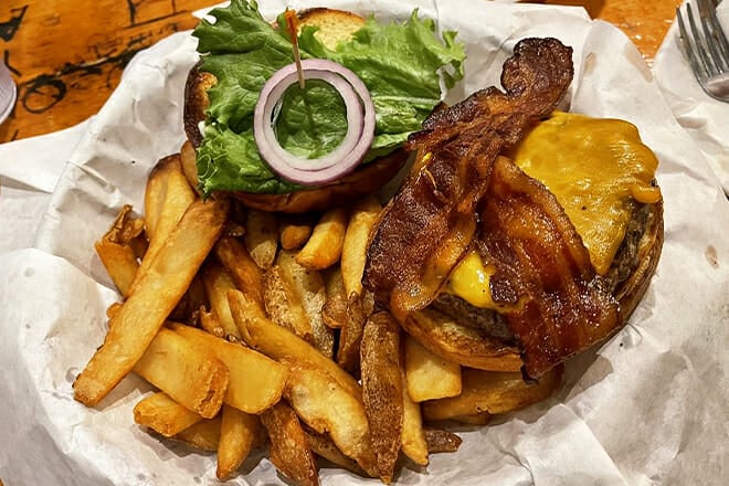 McCreary's Irish Pub & Eatery