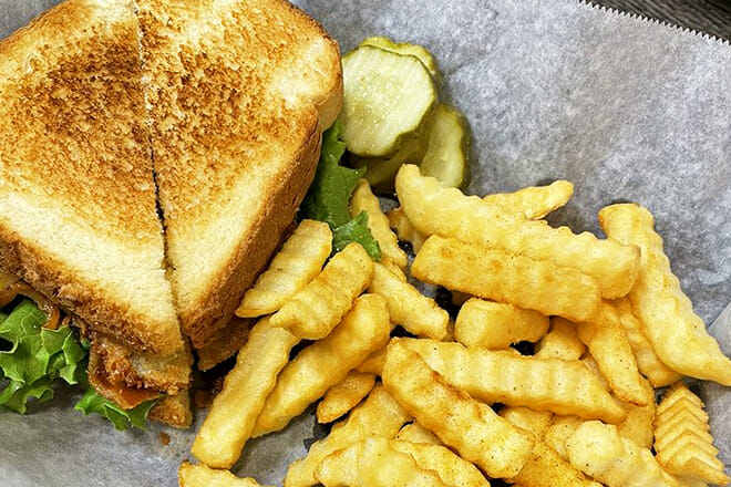 Moose's By The Creek