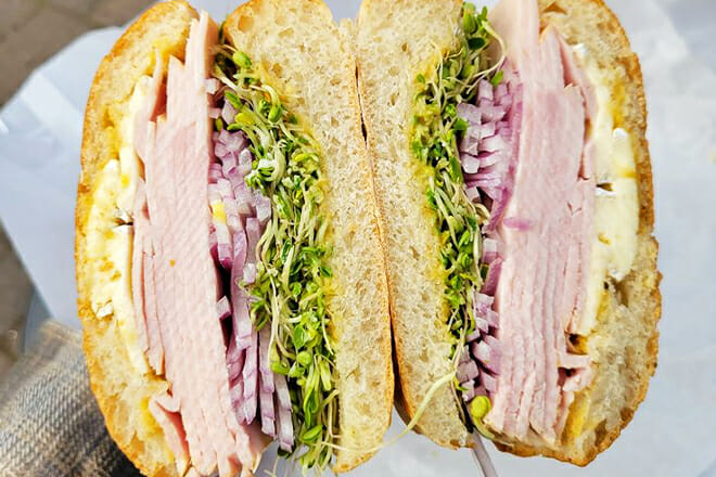 Morucci's of Walnut Creek (Also Known As Morucci's Si Mangia Bene)