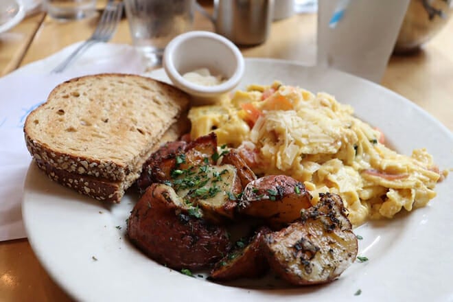 Mother's Bistro &mdash; Portland, Oregon