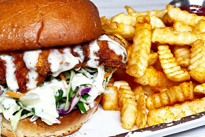 Red Maple Caf&eacute;